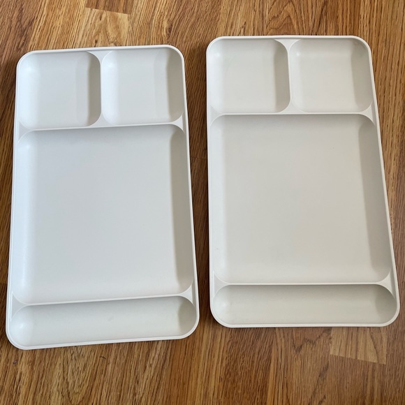 Tupperware | Dining | Vintage Tupperware Set Of 2 Lunch Style Trays ...
